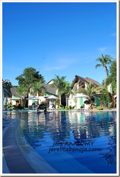 Resort Review: Acuatico Beach Resort in Batangas - jE's AnAtOmY